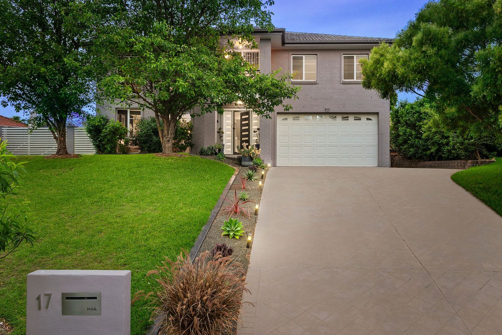 17 Amber Grove, Bolwarra Heights | Property History & Address Research ...