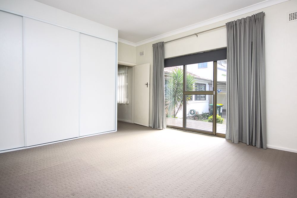 34 Banks Avenue, Pagewood NSW 2035 - House For Rent | Domain