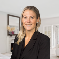 Emily Smart | Hudson Bond Real Estate | Real Estate Agent in 632 ...