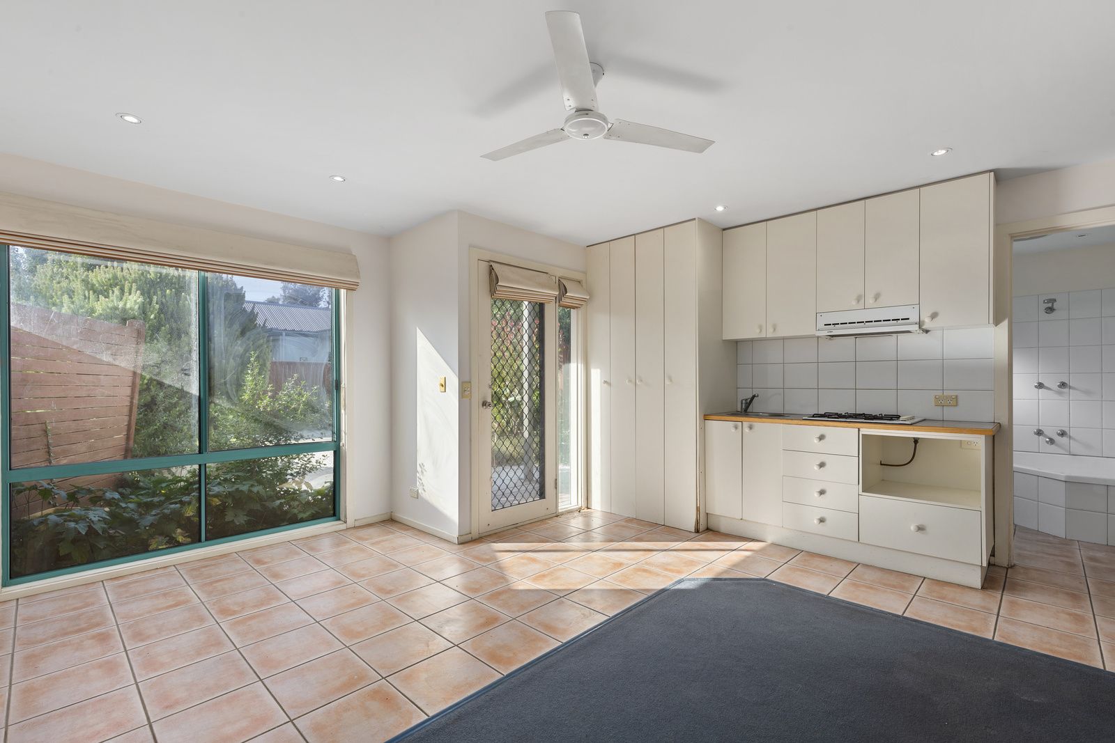 4/9 Beach Close, Point Lonsdale VIC 3225 - Townhouse For Rent | Domain