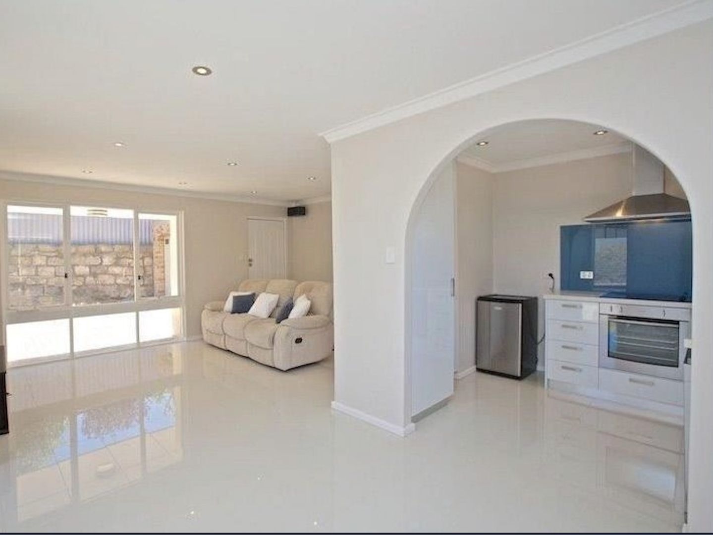 25 Glenbank Crescent, Kallaroo WA 6025 - House For Rent | Domain