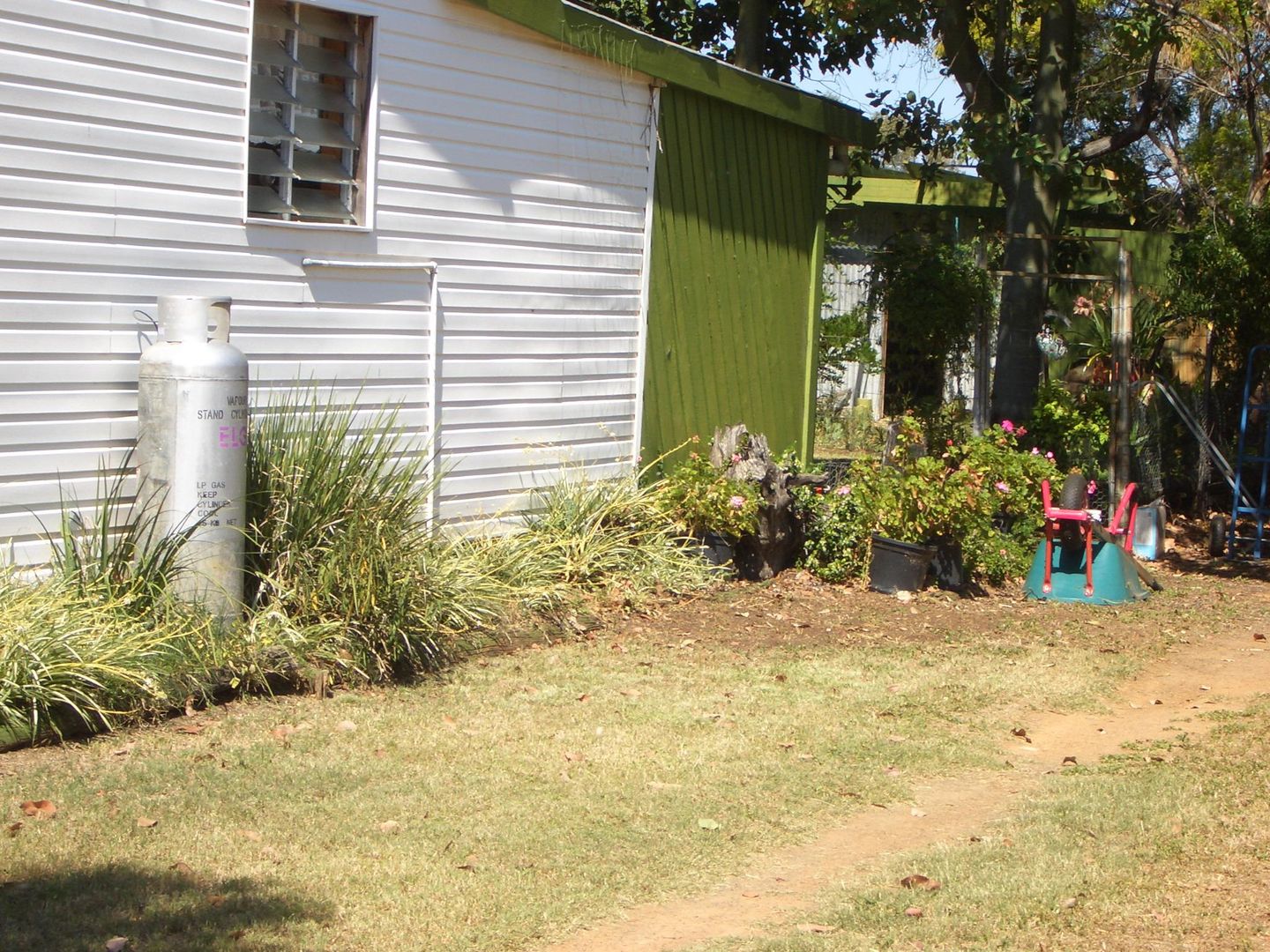 13 Ronald Street, Injune QLD 4454 | Domain