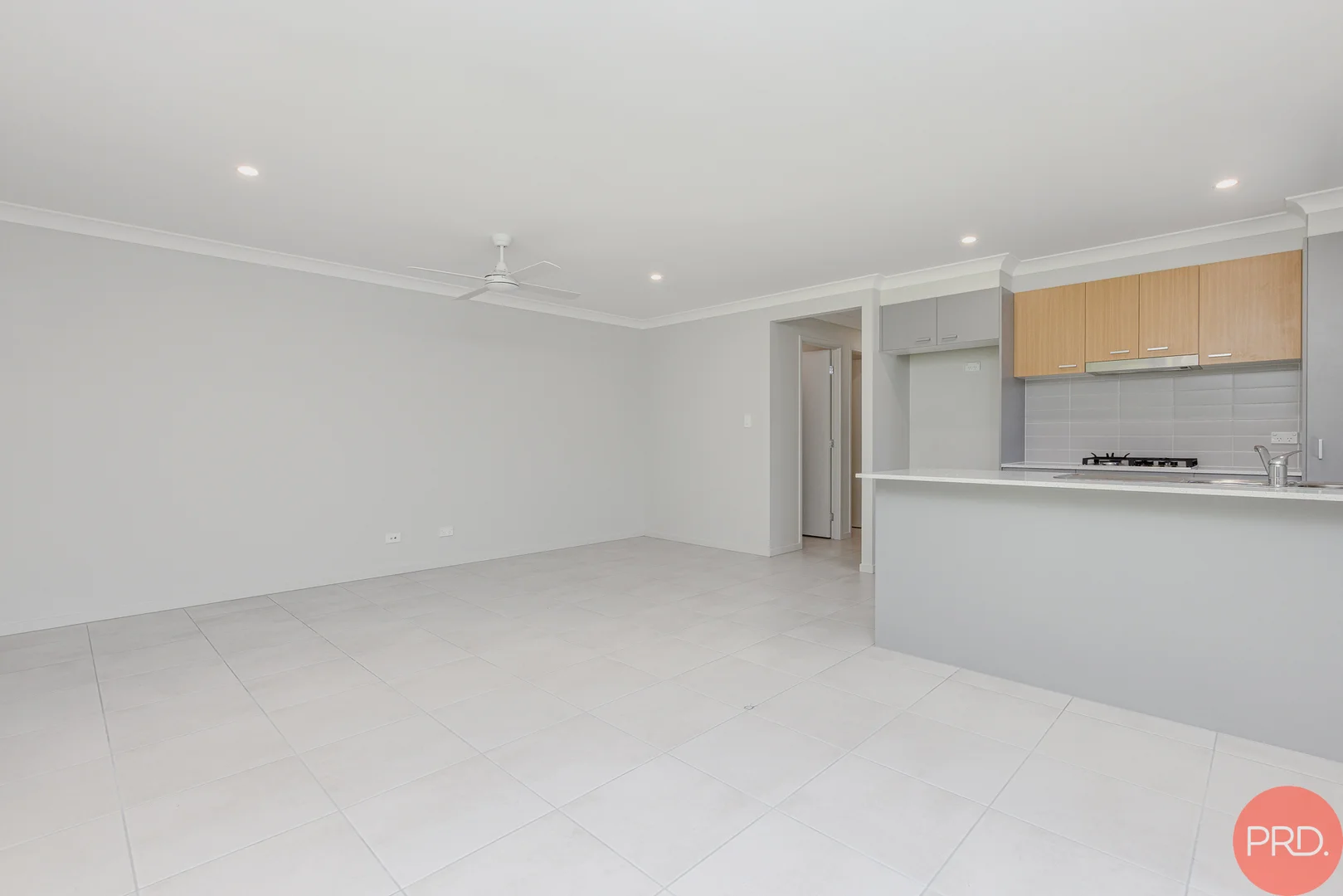 1/49 Lake View Crescent, Raymond Terrace NSW 2324 - Duplex For Rent ...