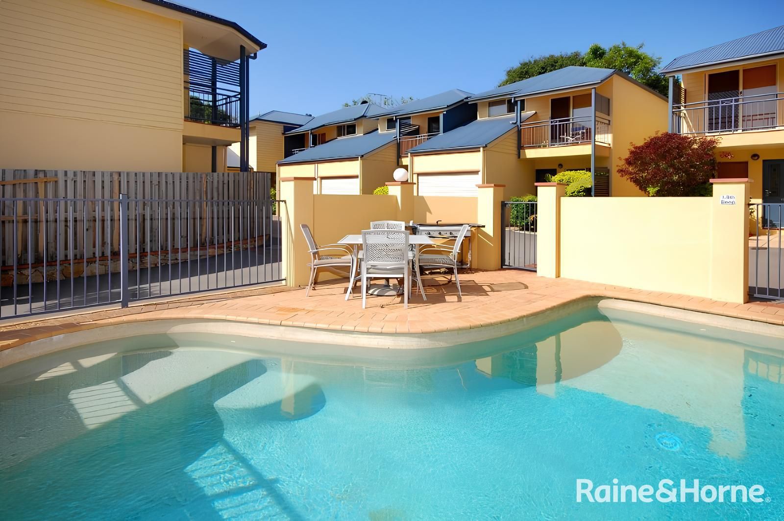 9/24 Brisbane Street, St Lucia QLD 4067 - Townhouse For Rent | Domain