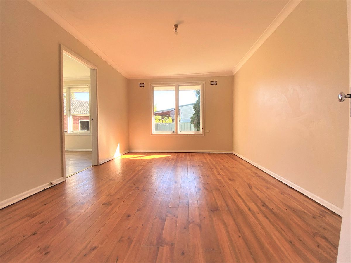 28 Welwyn Road, Hebersham NSW 2770 - House For Rent | Domain