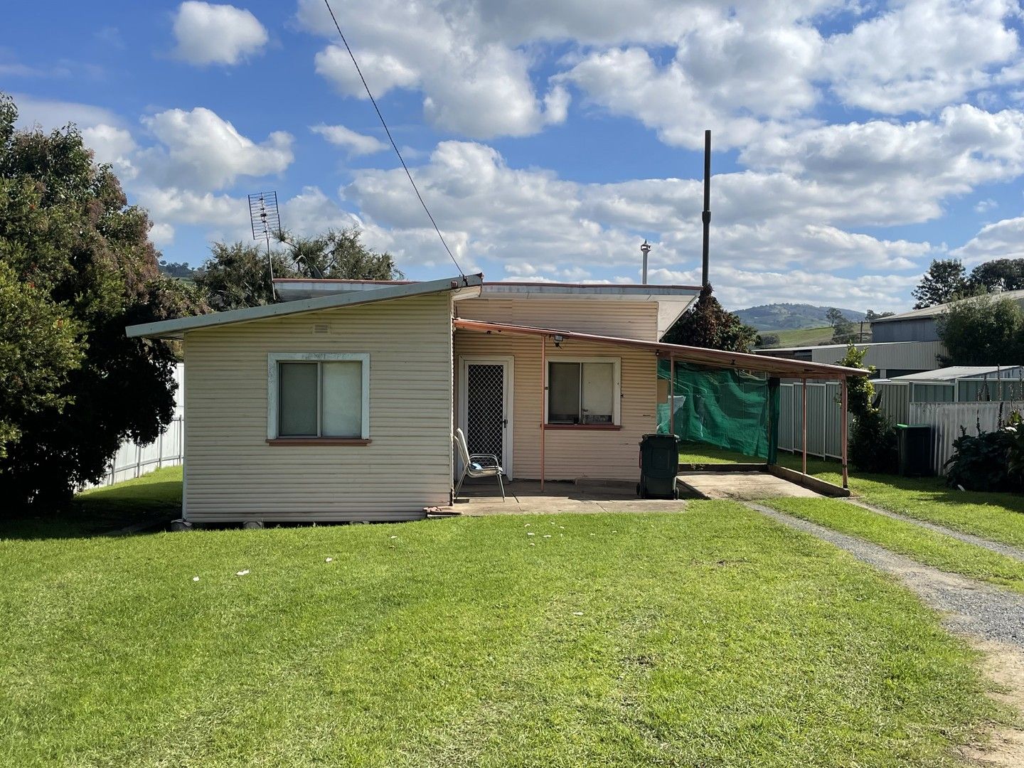 68 West Street, Gundagai NSW 2722 - House For Rent - $235 | Domain