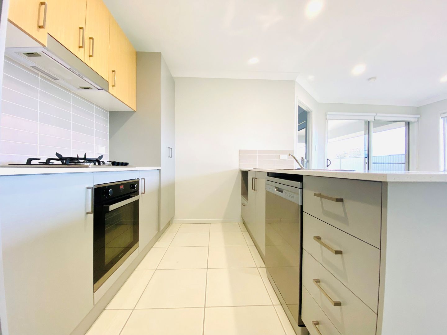 1/39 Gordon Street, Tamworth NSW 2340 - Duplex For Rent | Domain