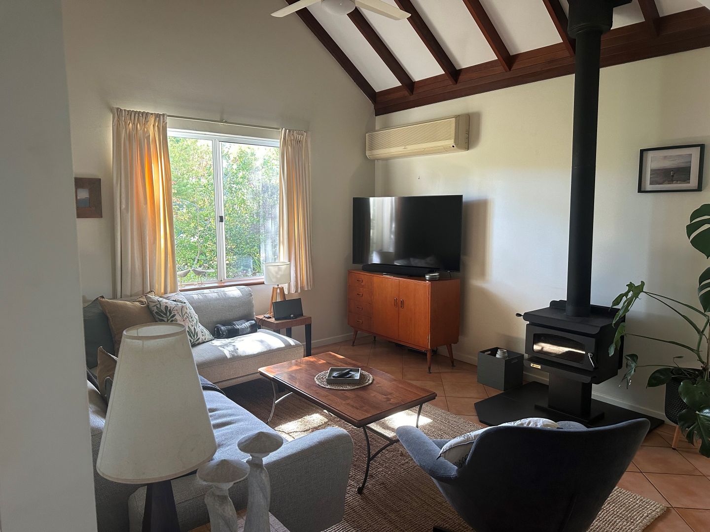 3A Stewart St, Margaret River WA 6285 - House For Rent | Domain