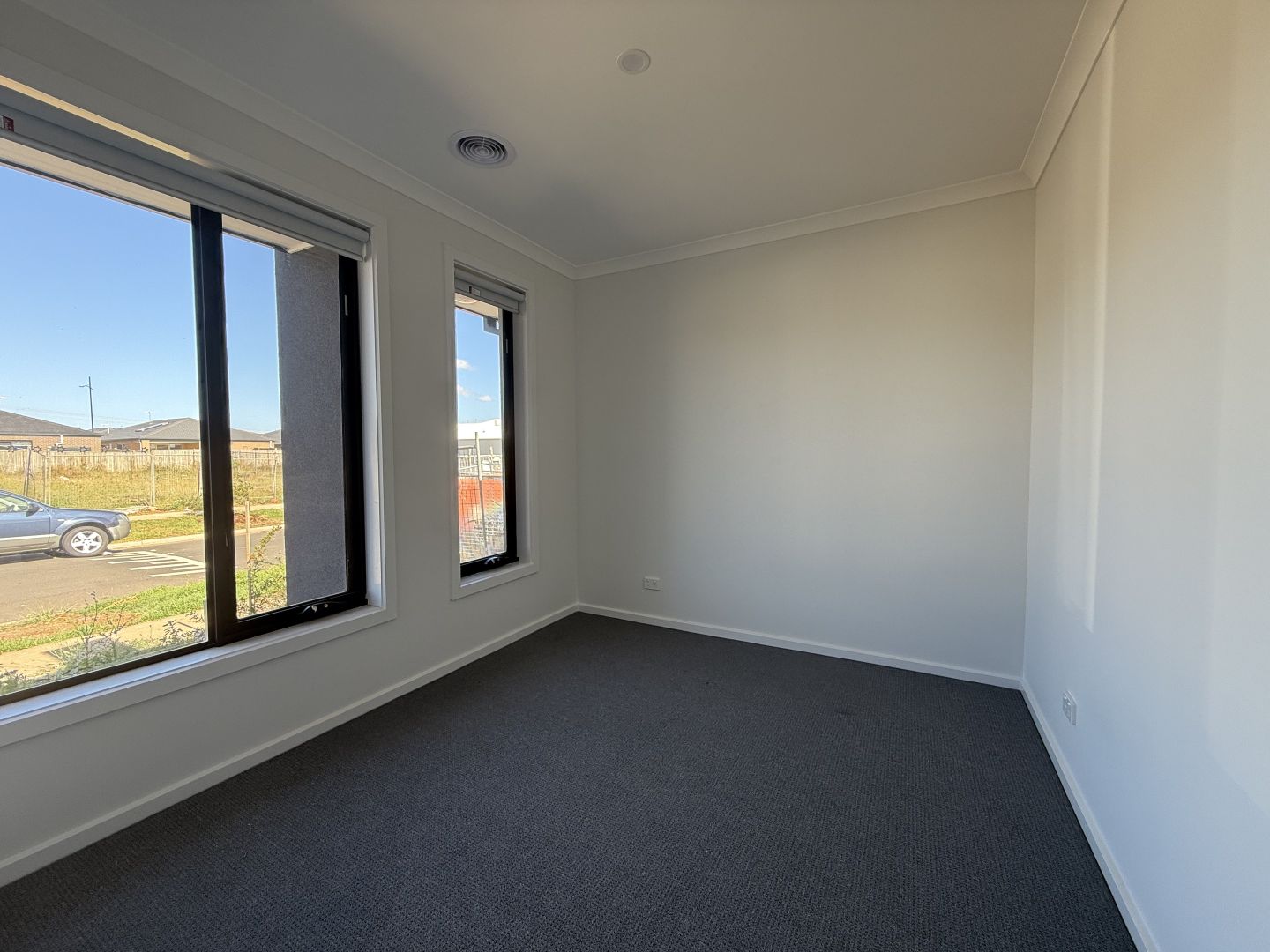 8 Skyline Road, Fraser Rise VIC 3336 - House For Rent | Domain