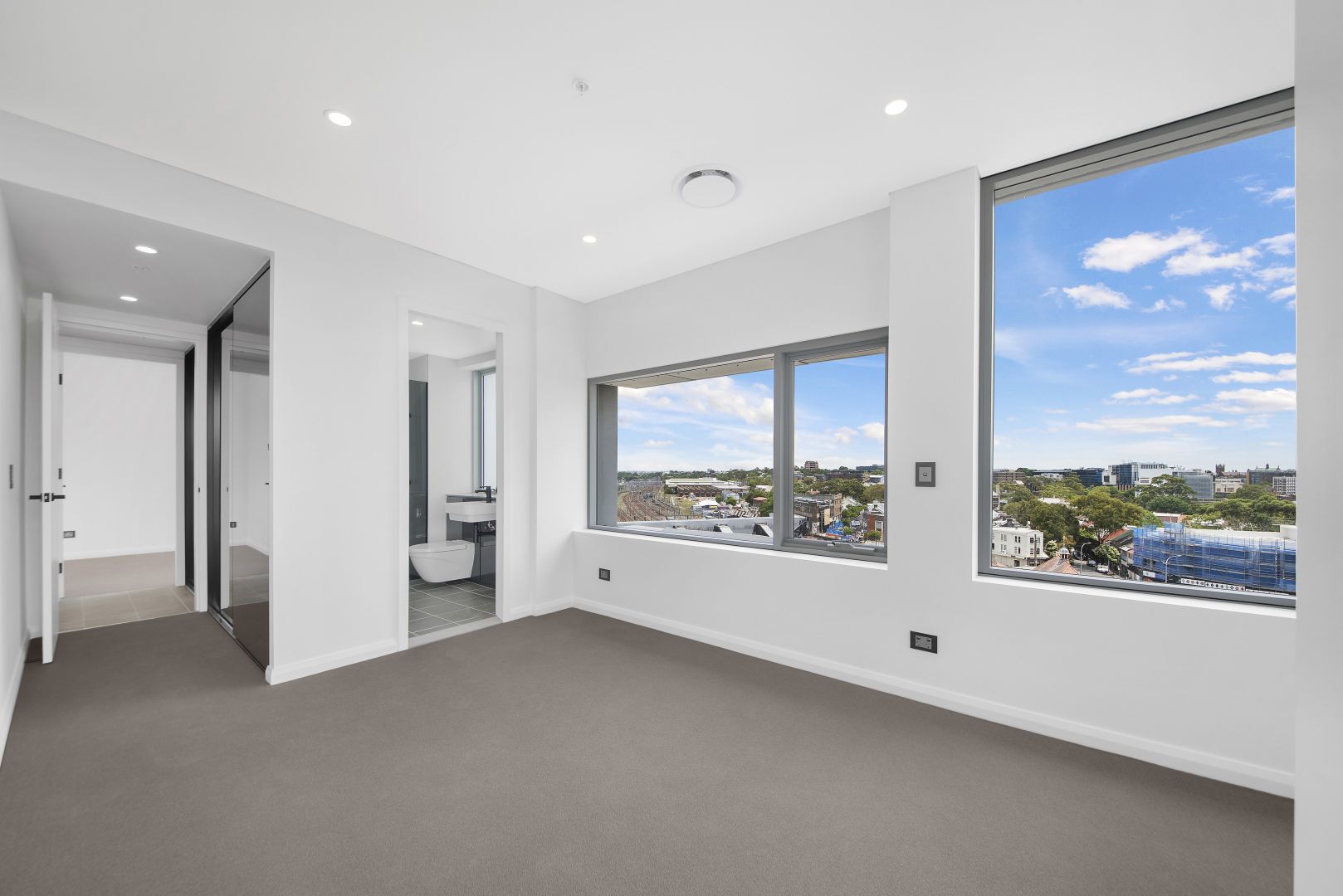 602-605/1 Lawson Square, Redfern NSW 2016 - Apartment For Rent | Domain