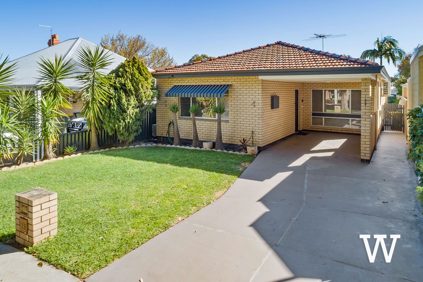 25 Violet Grove, Shenton Par | Property History & Address Research | Domain