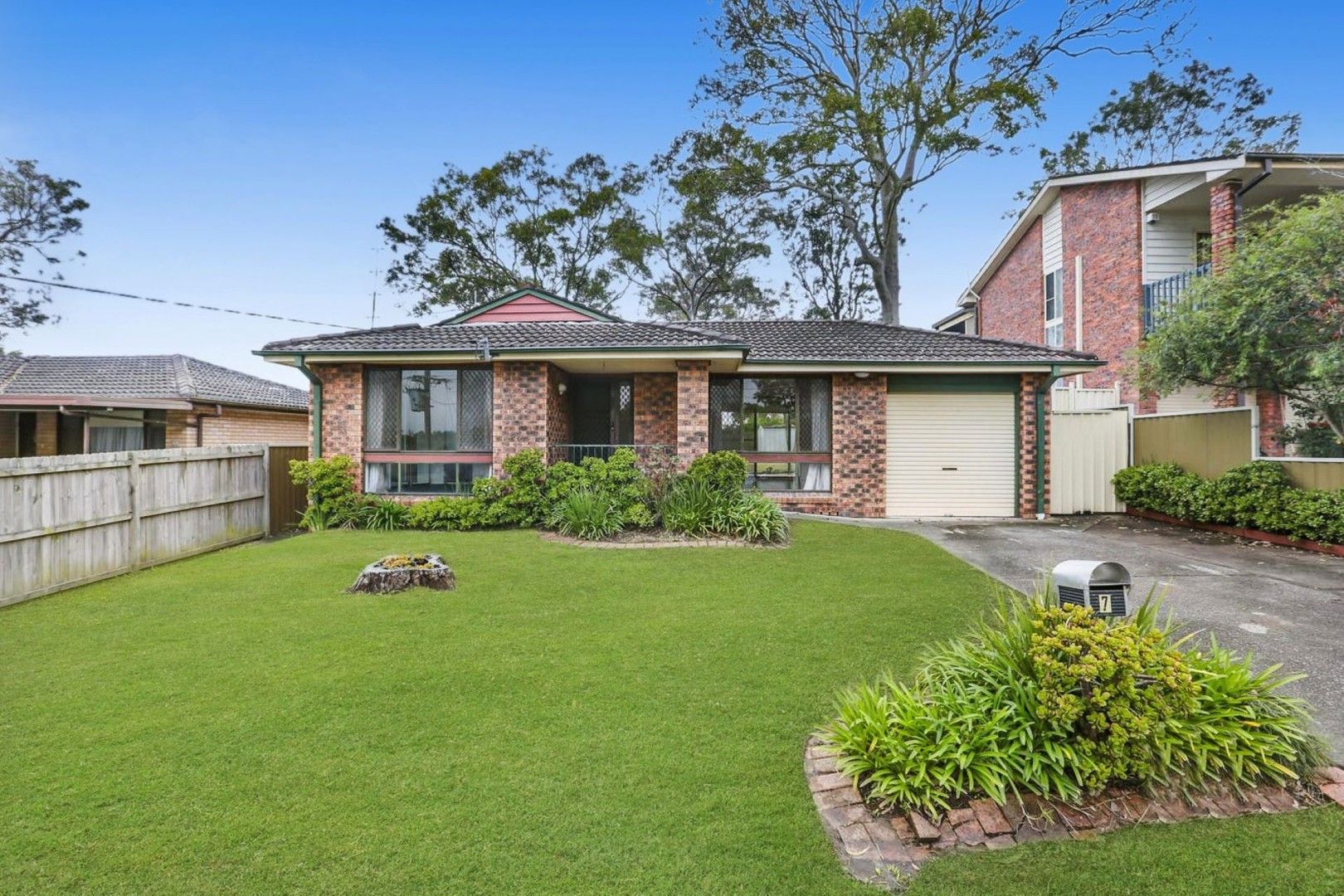 7 Blackford Avenue, Kanwal NSW 2259 - House For Rent | Domain