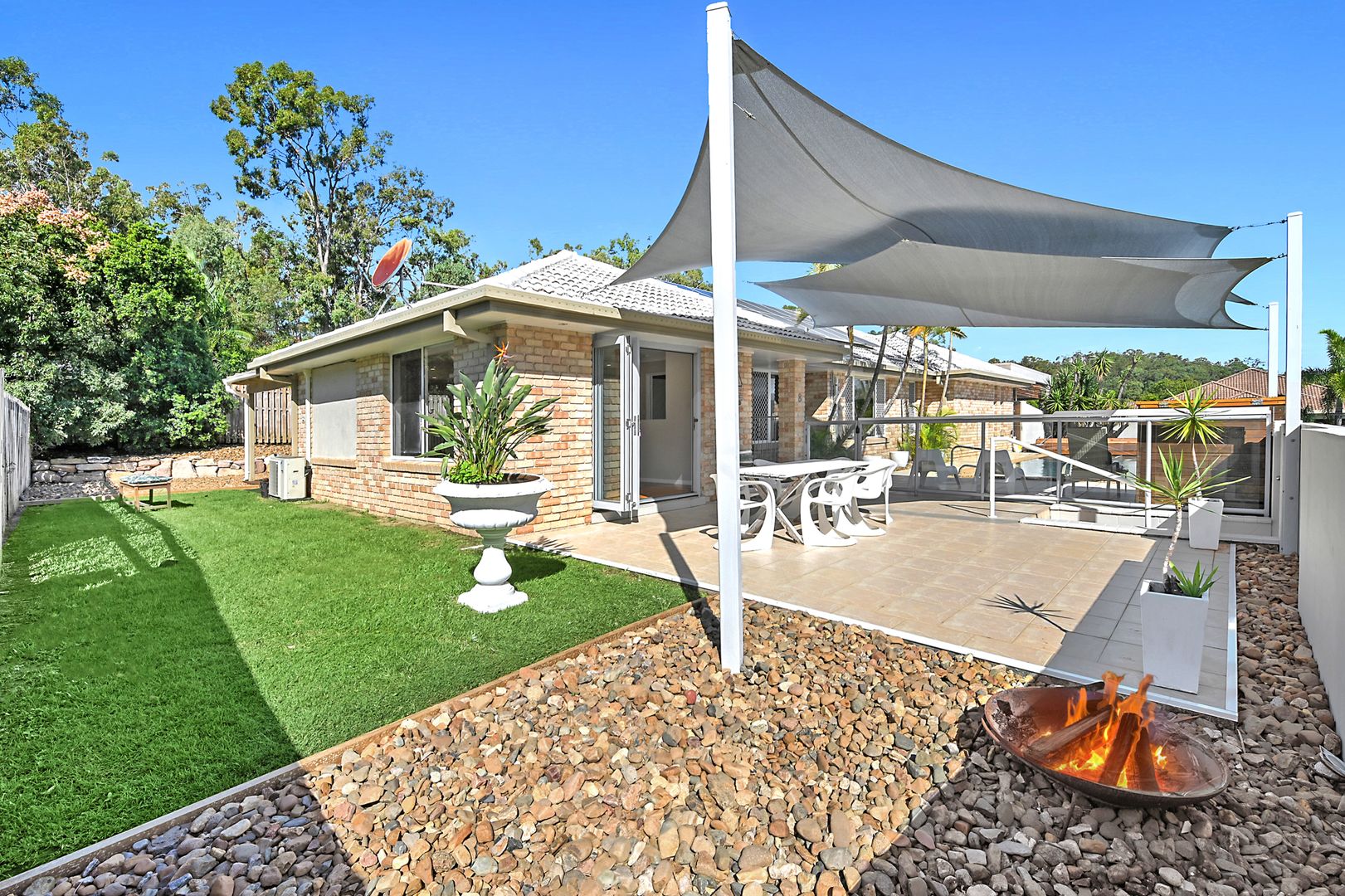 8 Matthew Close, Burleigh Heads QLD 4220 - House For Rent | Domain