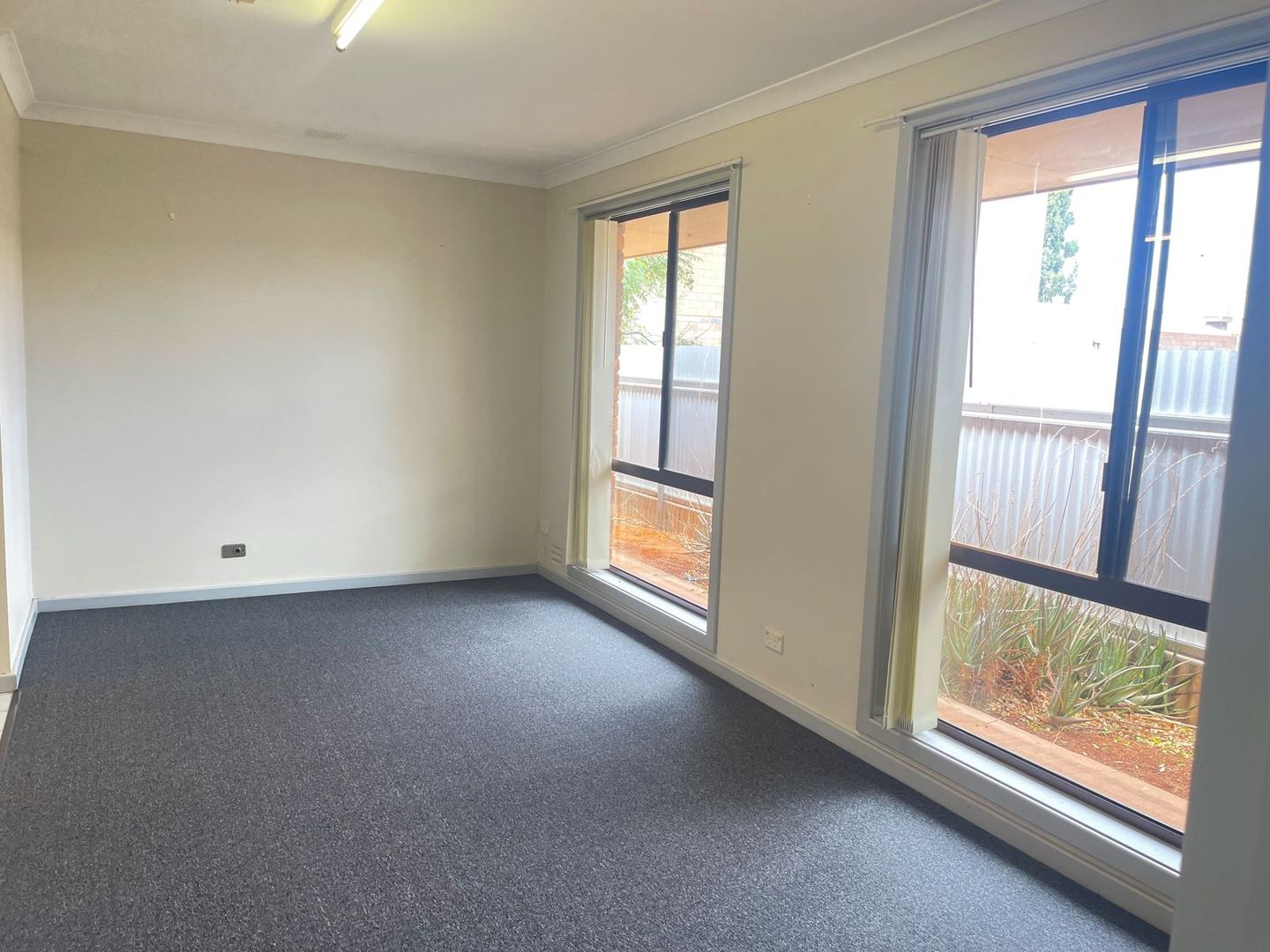 2/27 Bourke Street, Kalgoorlie WA 6430 - House For Rent - $470 | Domain