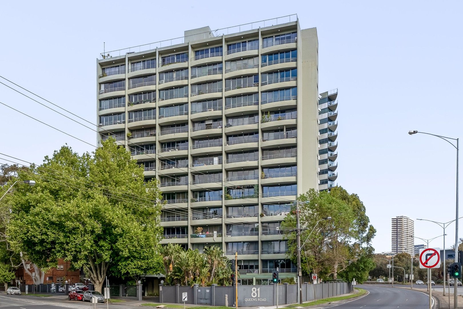501/81 Queens Road, Melbourne VIC 3000 - Apartment For Rent - $380 | Domain