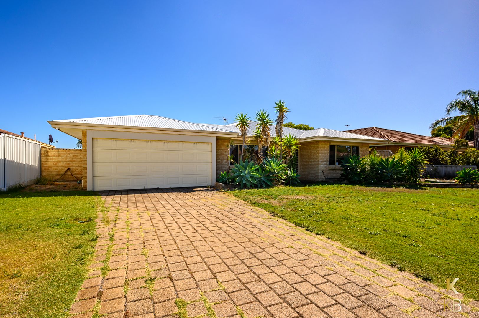 8 Ryde Cl, Warnbro WA 6169 - House For Rent | Domain