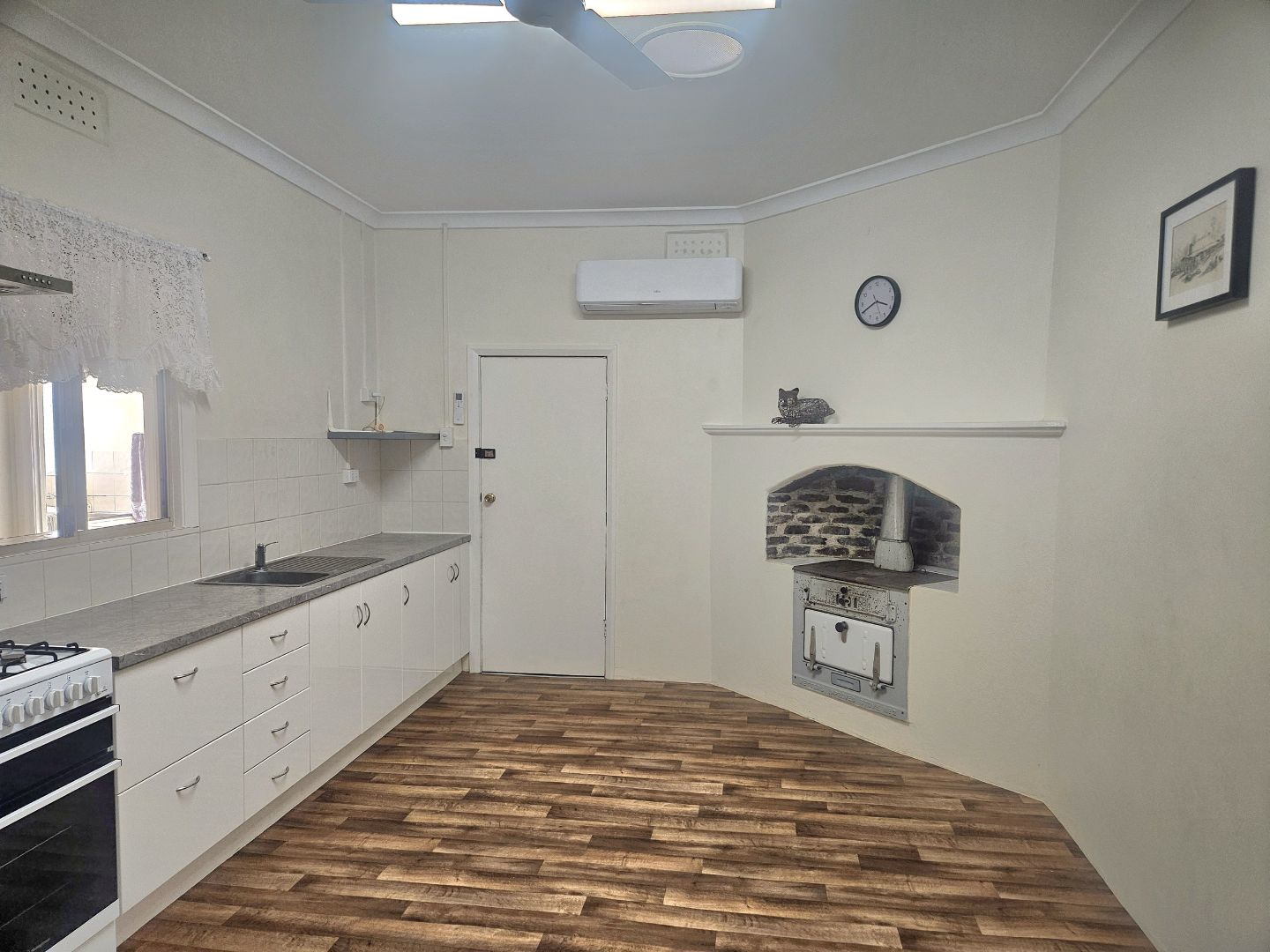 1 East Terrace, Nanson WA 6532 | Domain