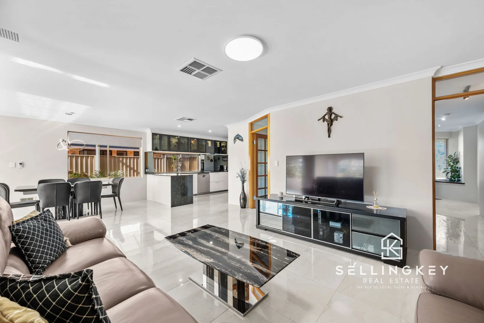 11 BROOKSIDE SQUARE, Canning Vale WA 6155 | Domain