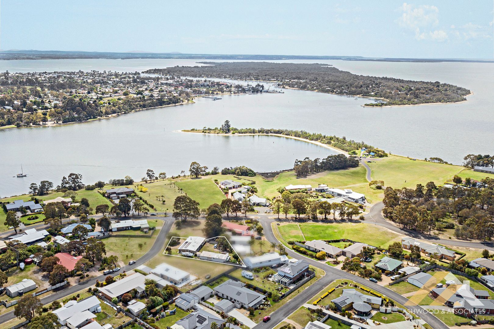 16 Bayside Ave, Newlands Arm VIC 3875 | Domain