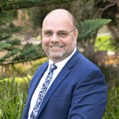 Andrew Tomlinson | Ray White Ferntree Gully | Real Estate Agent in Shop ...