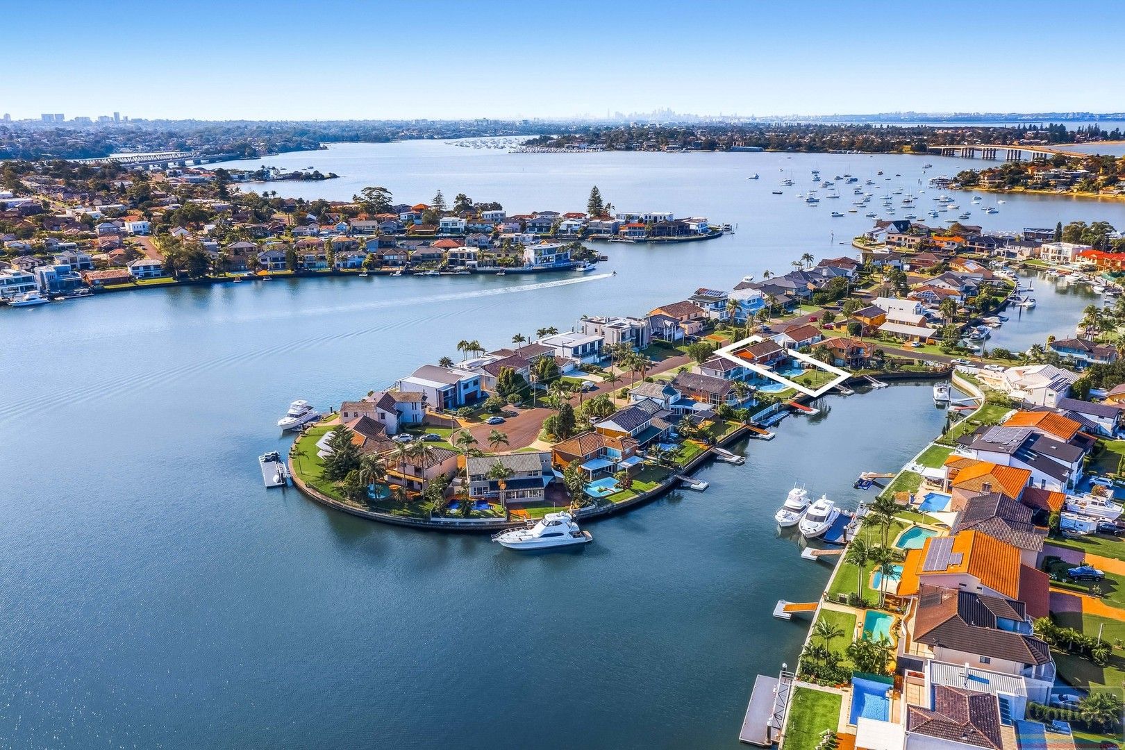 18 Barcoo Island, Sylvania Waters NSW 2224 | Domain