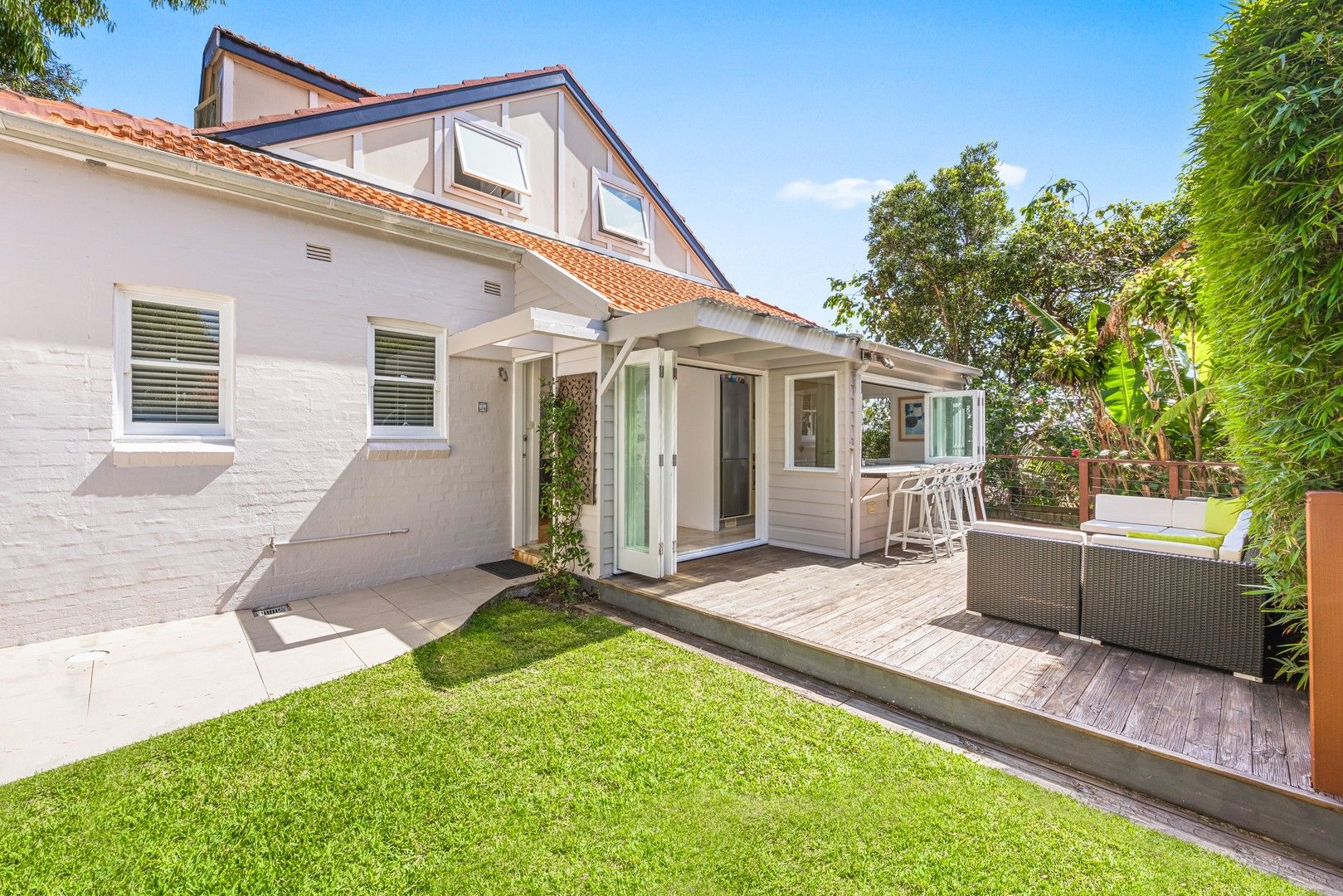 2b Roscoe Street, Bondi Beach NSW 2026 - Semi-detached For Rent | Domain