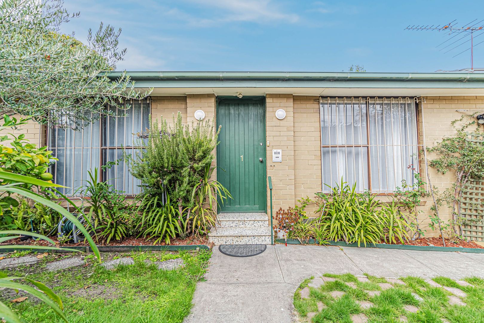 1/210 Cotham Road, Kew VIC 3101 | Domain
