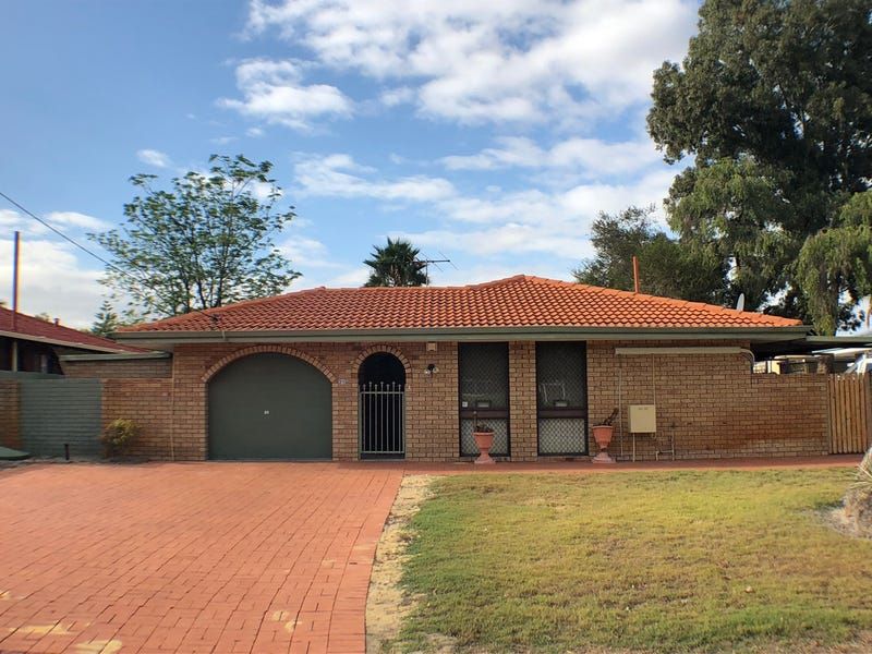 31 Rushbrook Way, Thornlie WA 6108 - House For Rent | Domain