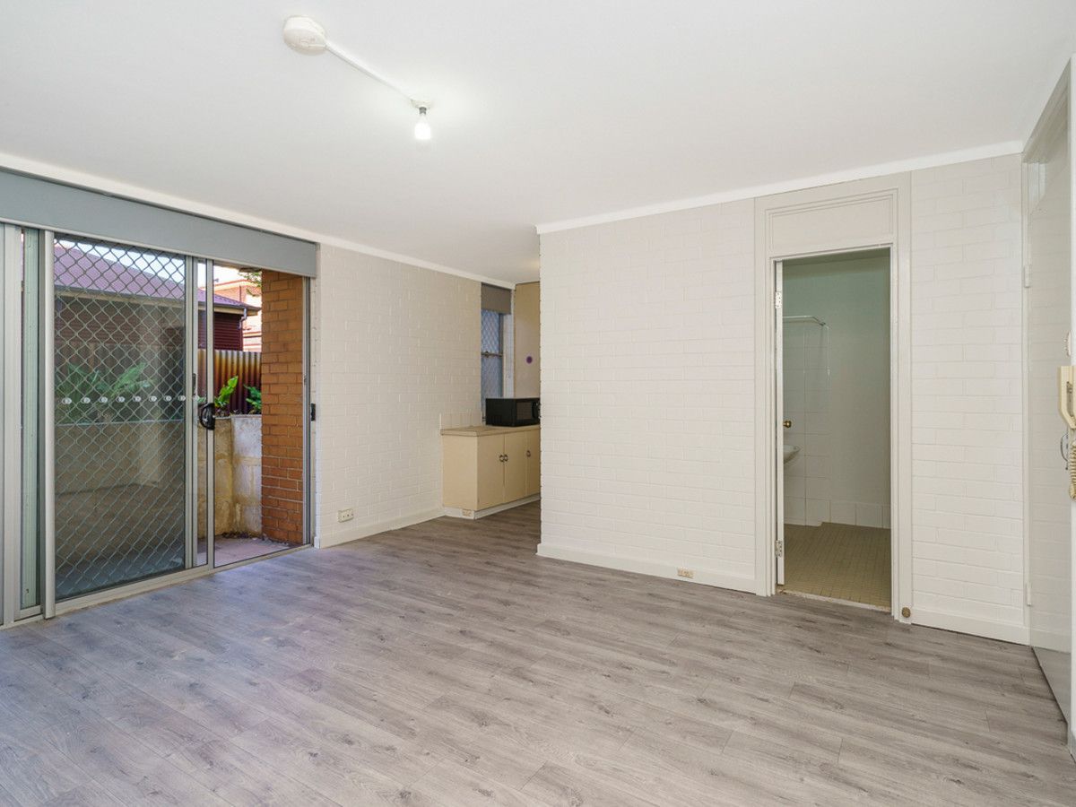 4/4 Bulwer Street, Perth WA 6000 - Apartment For Rent | Domain