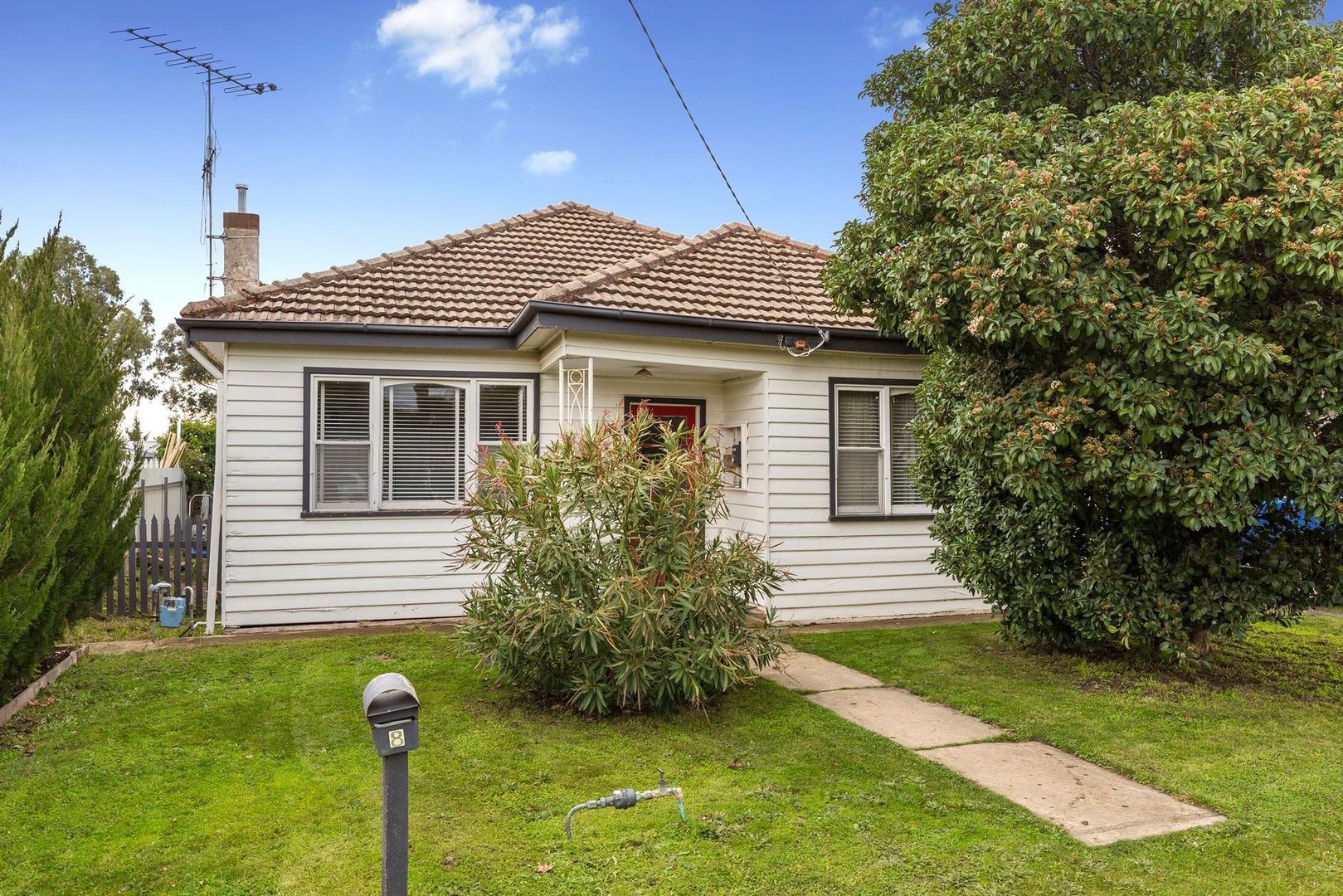 8 Gordon Street, Kangaroo Flat | Property History & Address Research ...
