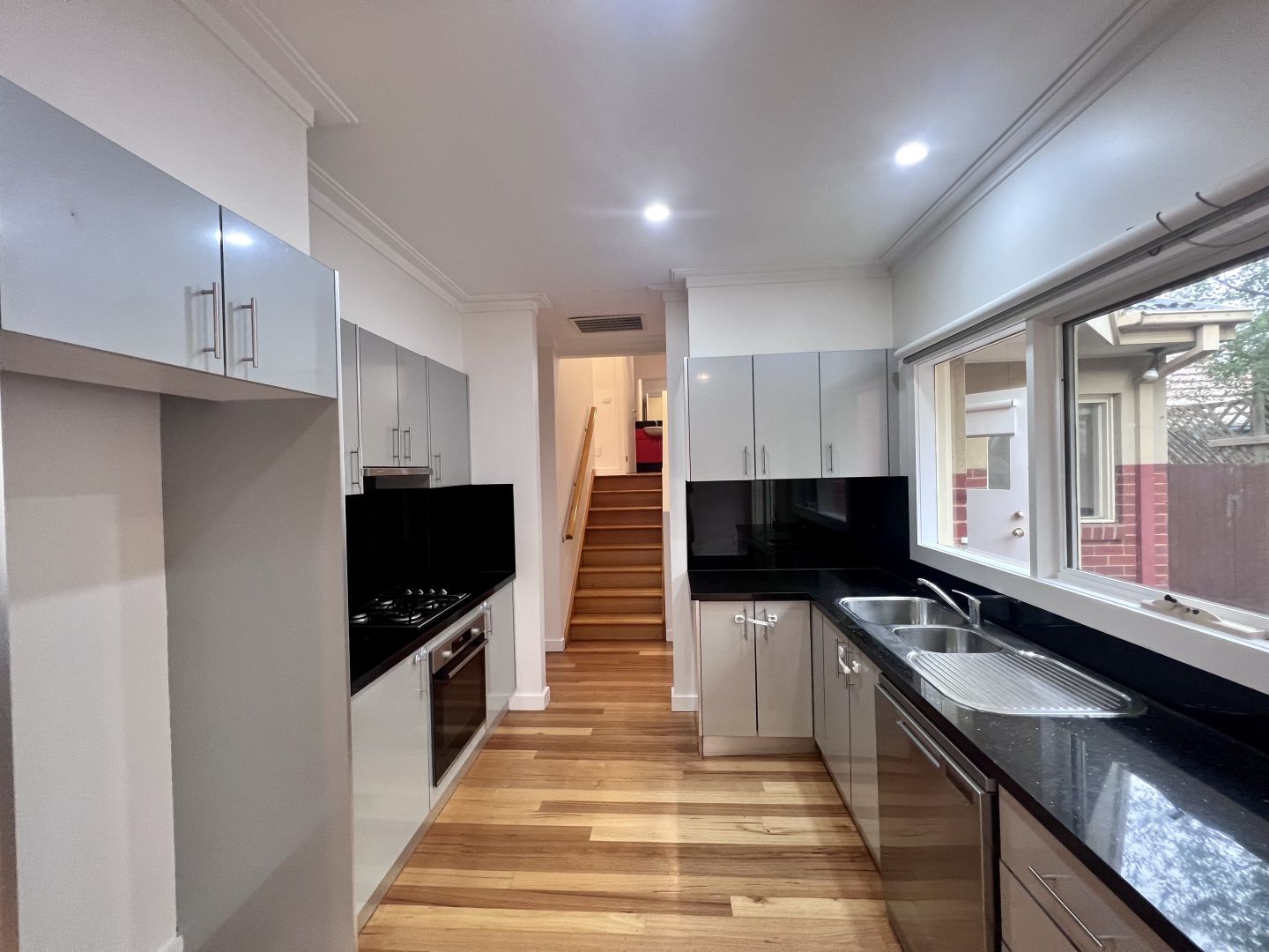 2/4 Cedric Street, Ivanhoe East VIC 3079 - Townhouse For Rent | Domain