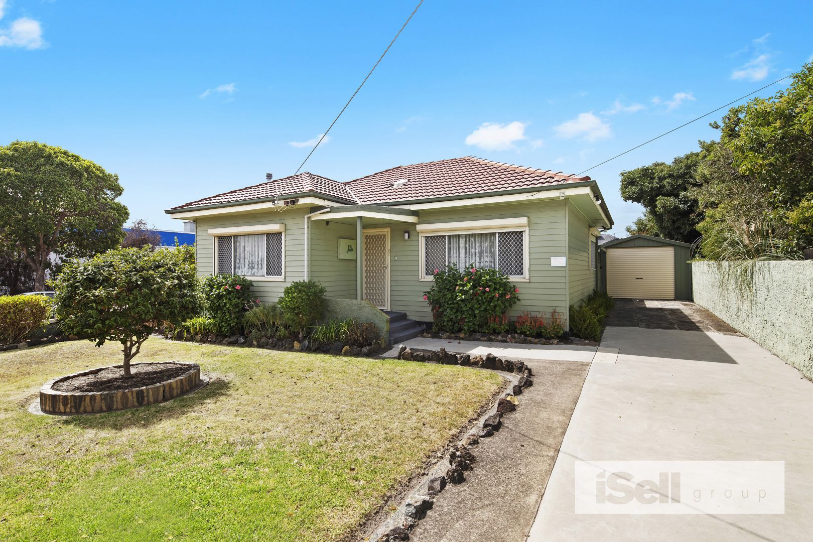 13 Stephens Avenue, Springvale | Property History & Address Research ...