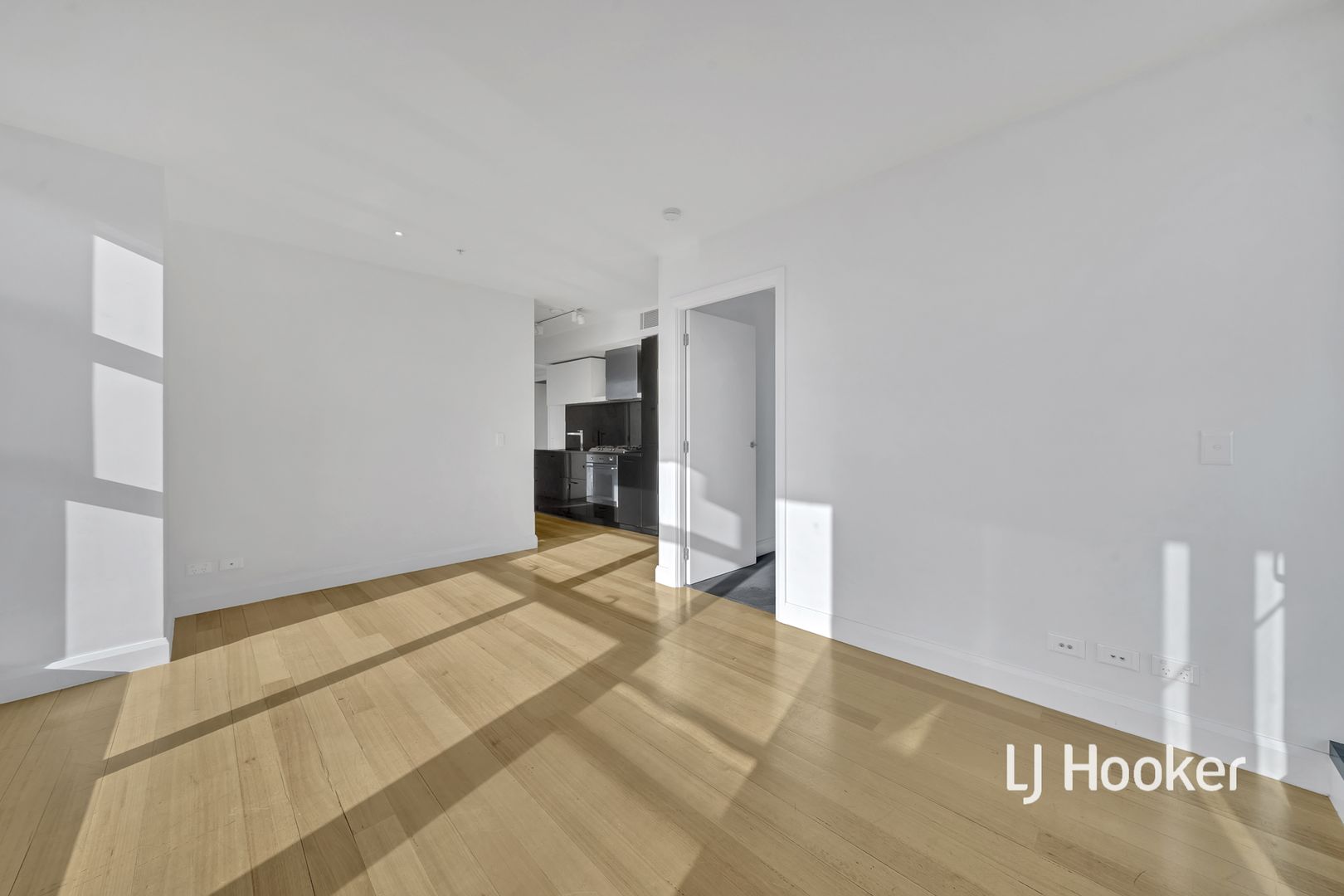 2213/27 Little Collins Street, Melbourne VIC 3000 - Apartment For Rent ...