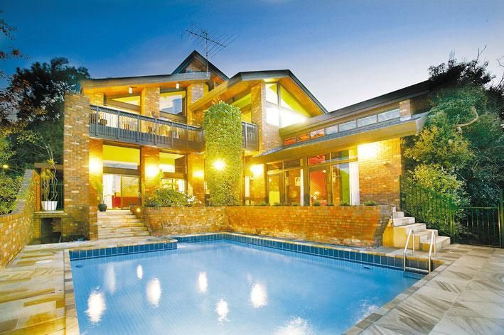 17 Raheen Drive, Kew | Property History & Address Research | Domain