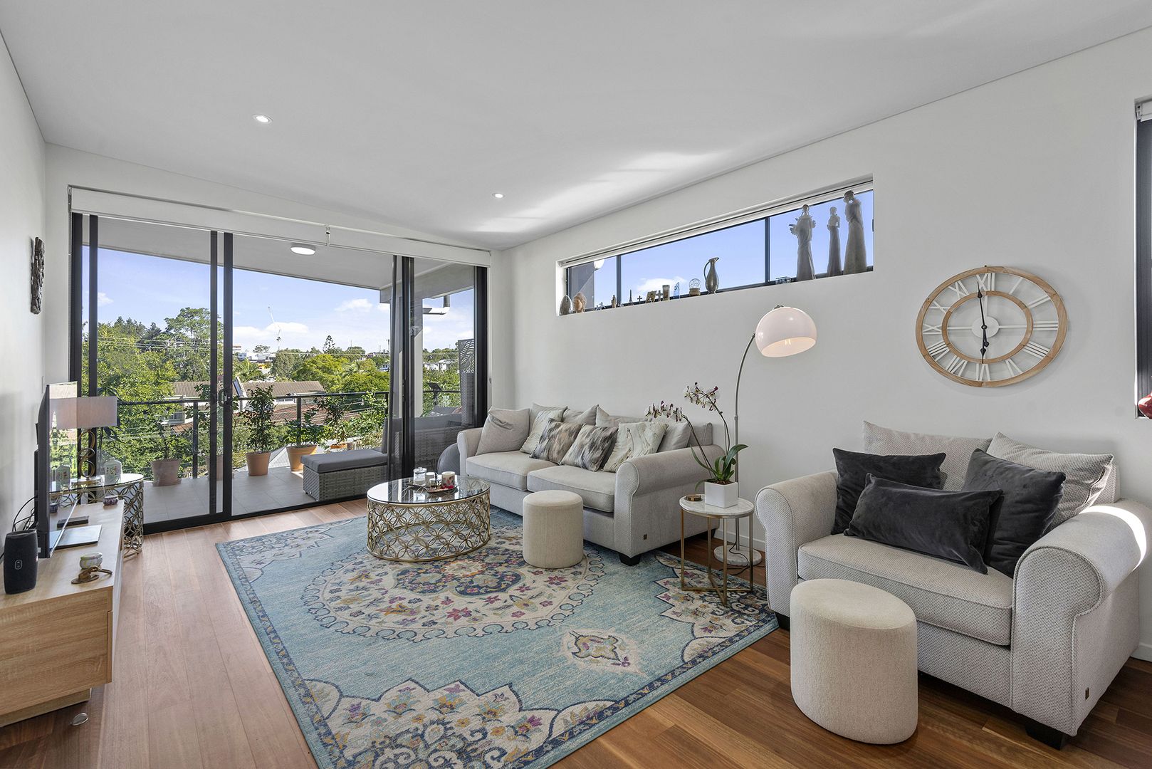 10/2 Woolley Street, Indooroopilly QLD 4068 - Apartment For Rent ...