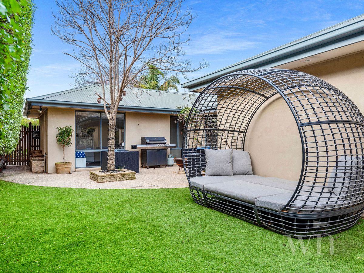 14 Aimee Court, Mornington | Property History & Address Research | Domain