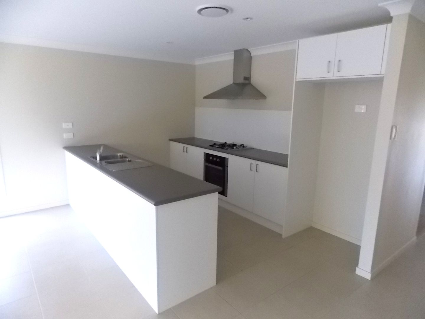 14 Nelson Street, Jordan Springs NSW 2747 - House For Rent | Domain