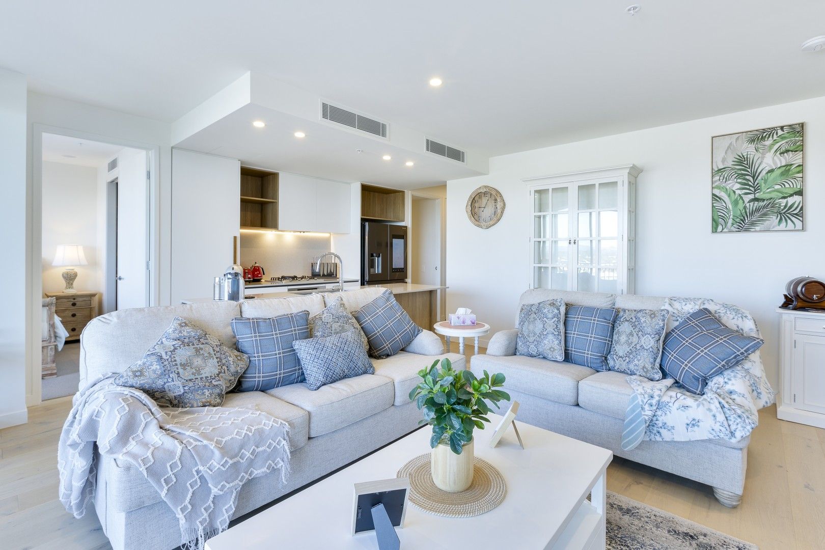 605/43-49 Peerless Avenue, Mermaid Beach QLD 4218 - Apartment For Rent - $899 | Domain