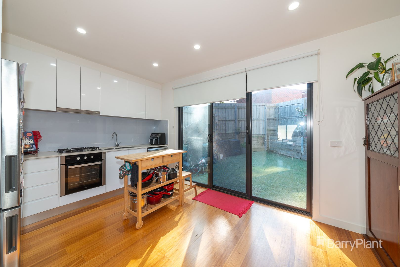 8/102 Railway Parade, Pascoe Vale VIC 3044 - Townhouse For Rent | Domain