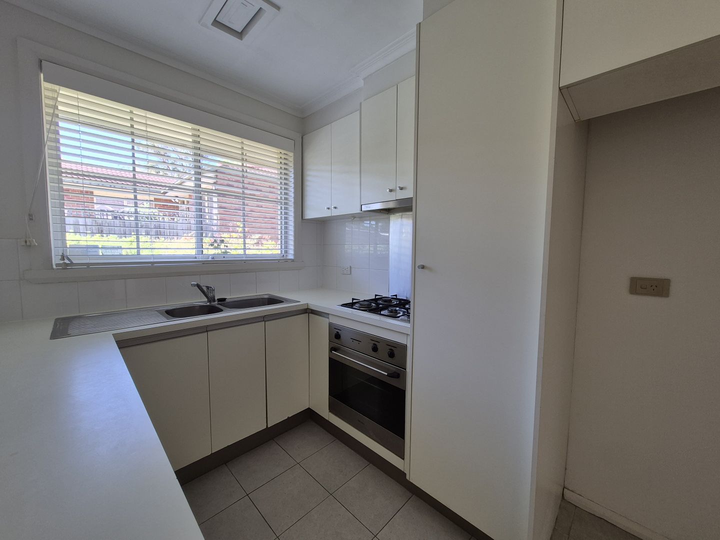 3/27A Laburnum Street, Blackburn VIC 3130 - Apartment For Rent - $450 ...