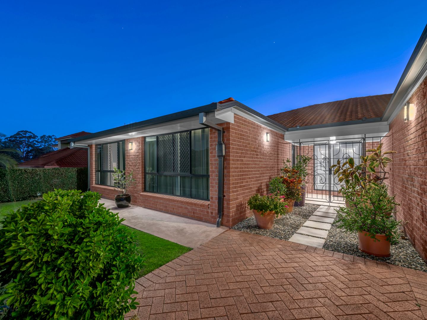 31 Chelsea Crescent, Bridgeman Downs | Property History & Address ...