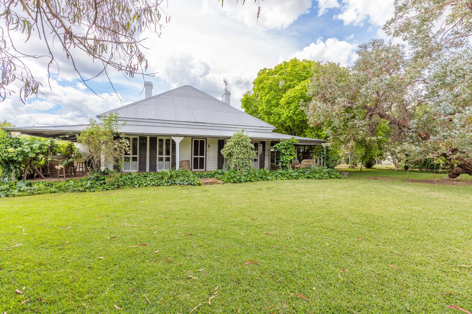 412L Golden Highway, Elong Elong | Property History & Address Research ...