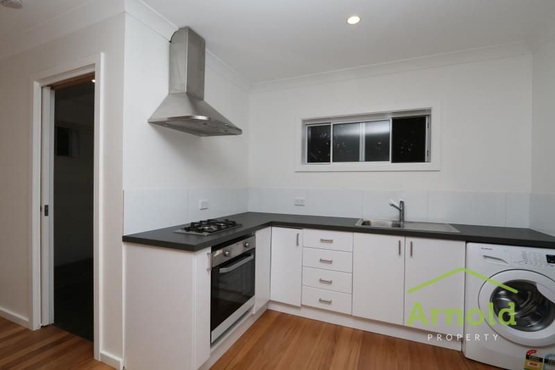 17B Valencia Street, Mayfield NSW 2304 - Studio For Rent - $350 | Domain