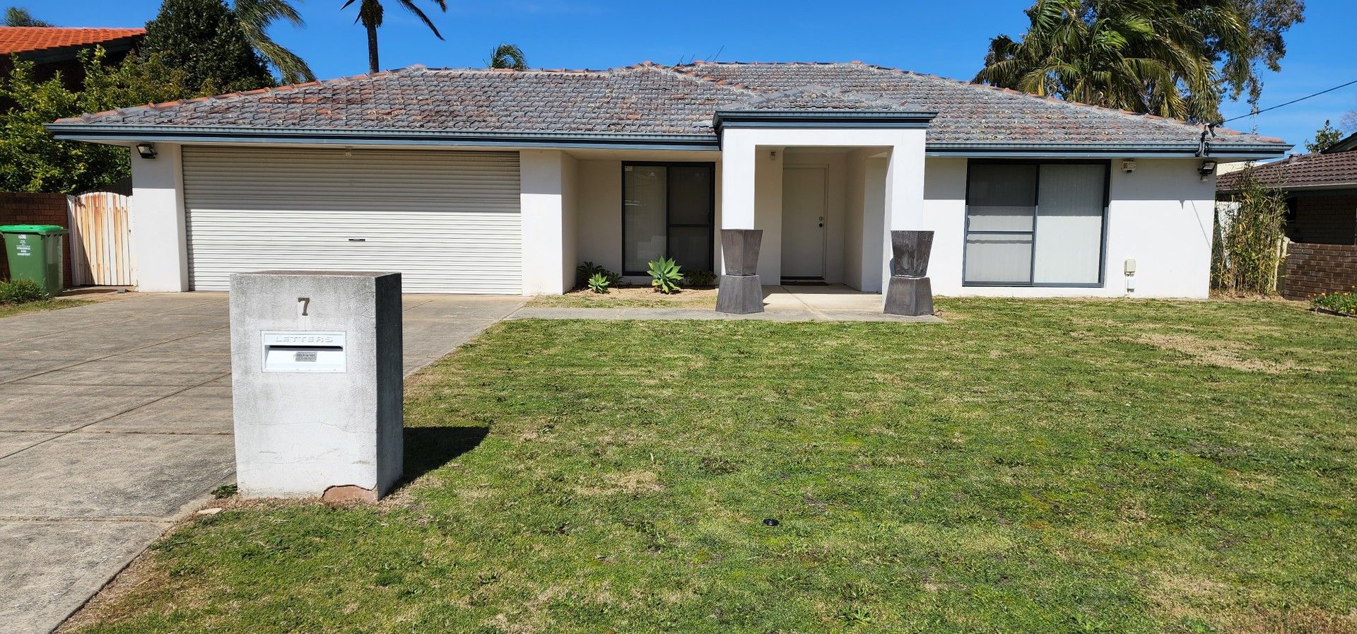 Sold 7 Colleran way, Booragoon WA 6154 on 24 Oct 2022 - 2018188419 | Domain