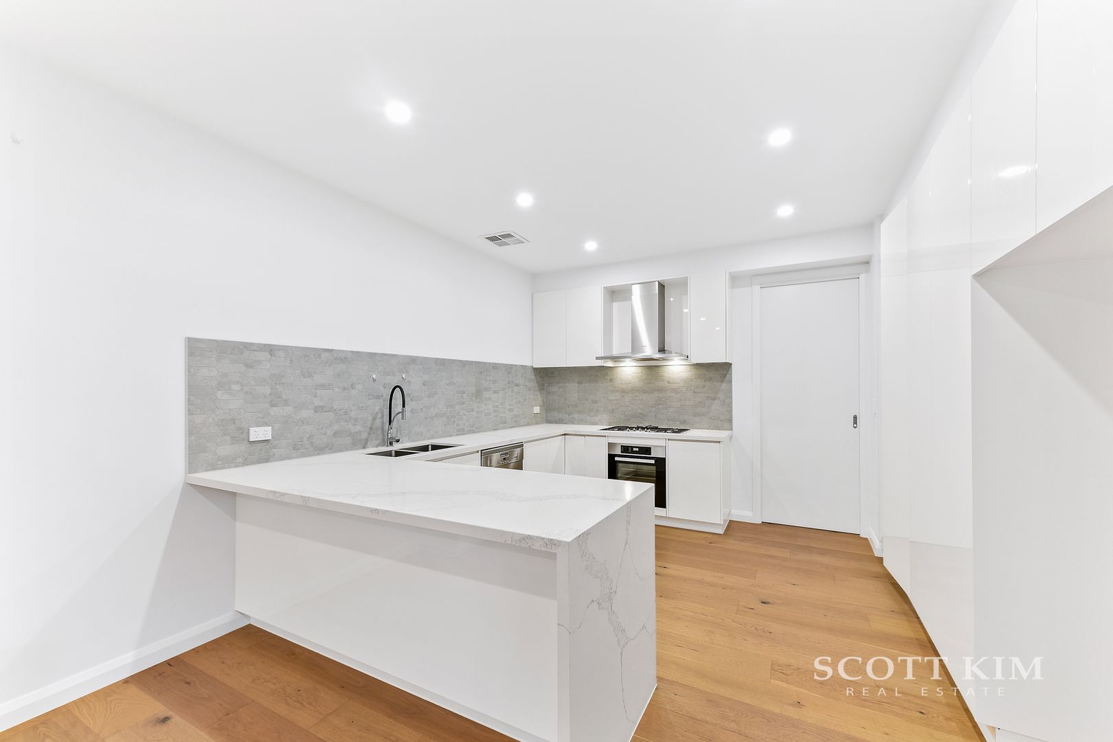 8A Hayfield Road, Mount Waverley VIC 3149 | Domain