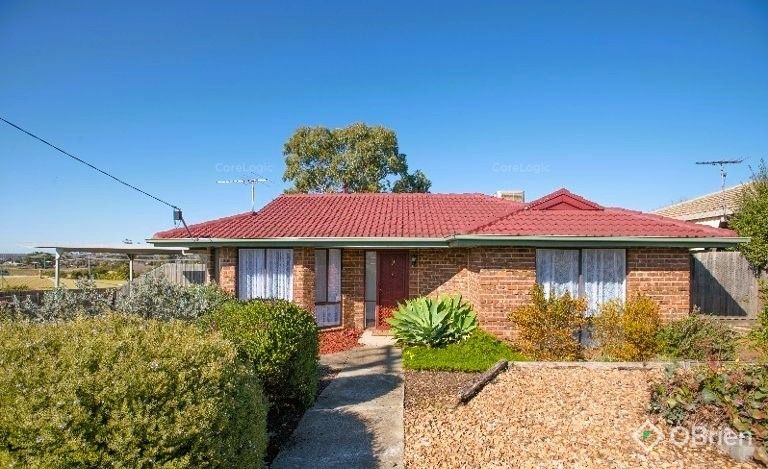 9 Taylor Drive, Darley VIC 3340 - House For Rent | Domain