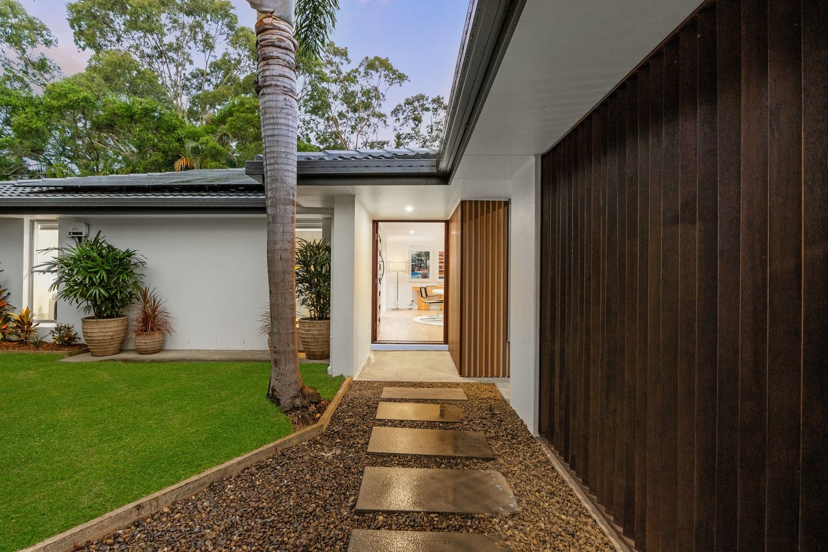 9 Ketch Court, Mermaid Waters QLD 4218 - House For Rent - $1,700 | Domain