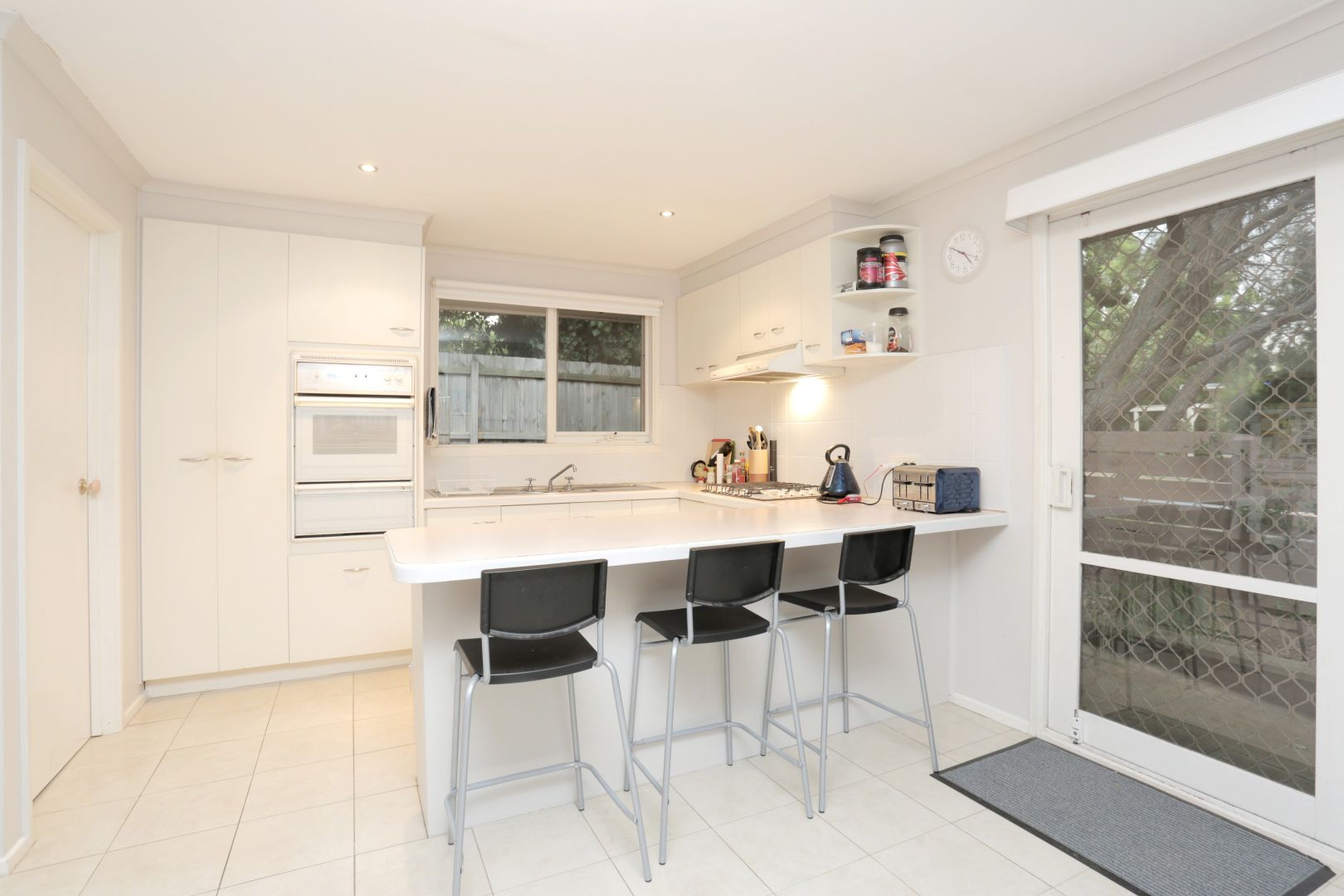 1/12 Andrew Street, Ringwood VIC 3134 - Apartment For Rent - $450 | Domain