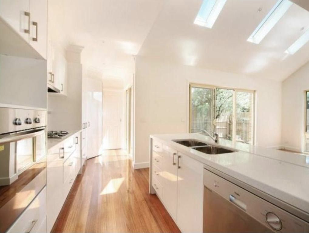 48 Lesden Street, Bentleigh East VIC 3165 - Townhouse For Rent | Domain