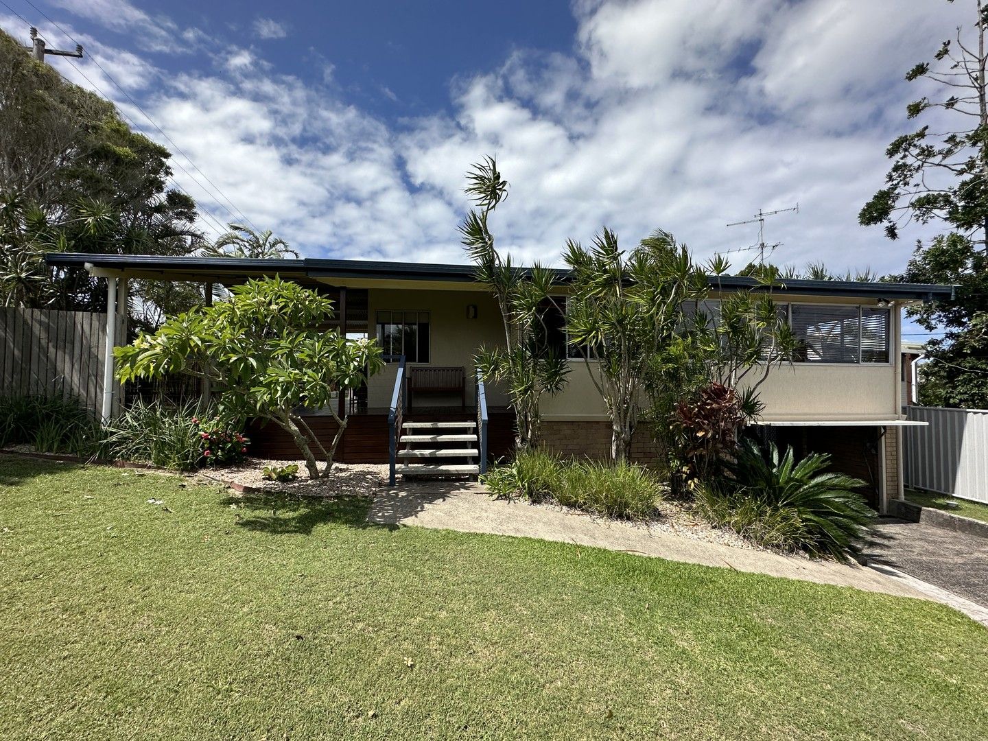 1 Anson Avenue, Evans Head NSW 2473 - House For Rent | Domain